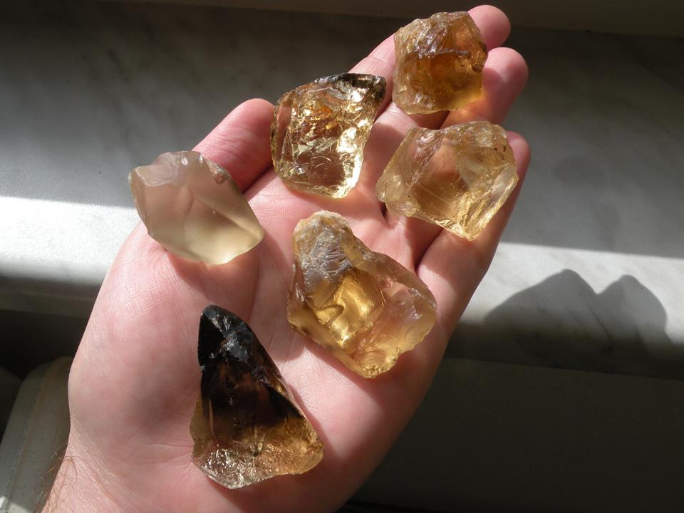 Citrín - účinky, vlastnosti, význam, znamení, nabíjení, čištění